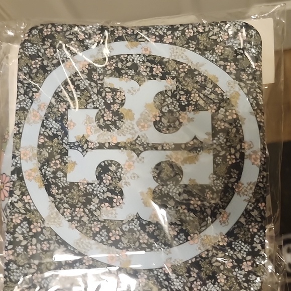 Tory Burch | Accessories | Tory Burch Mask | Poshmark